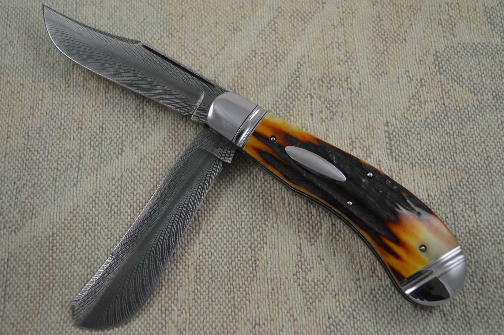 Bill Ruple Stag Saddlehorn Two Blade Trapper, Devin Thomas Damascus (S ...