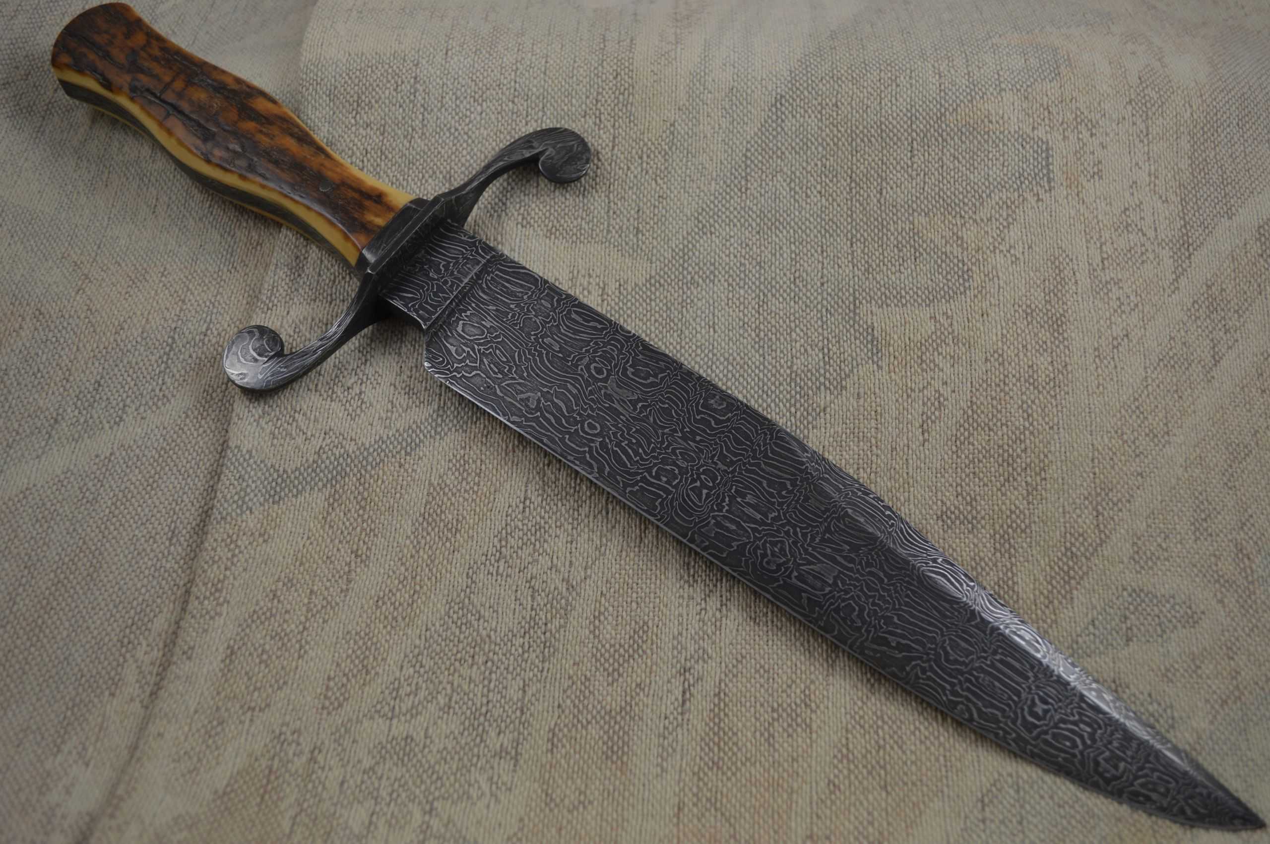 David Anders M.S. Cowboy Bowie, Damascus, S-Guard, Fossil Handle (SOLD ...